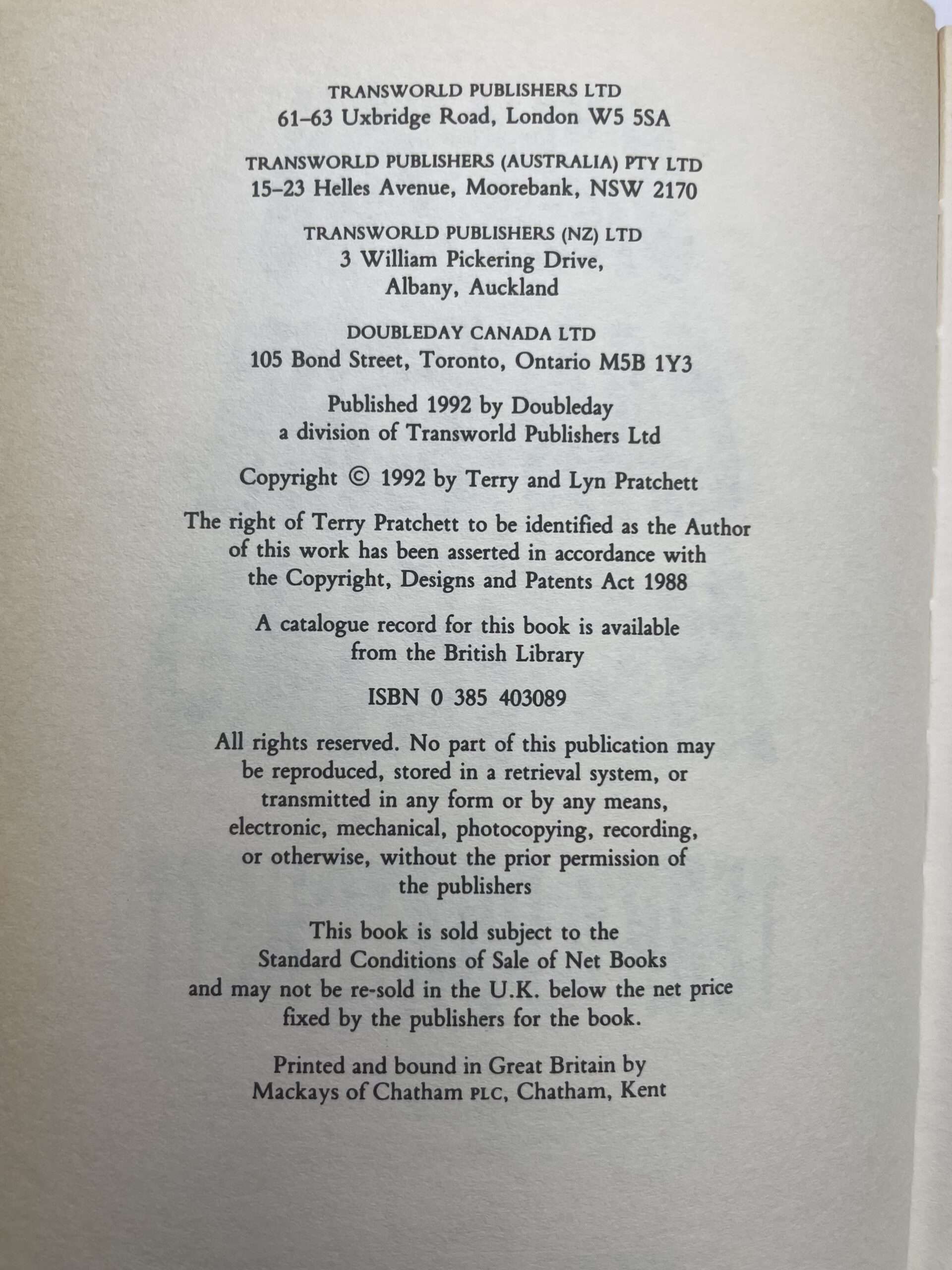 Terry Pratchett - Only You Can Save Mankind - First Edition 1992