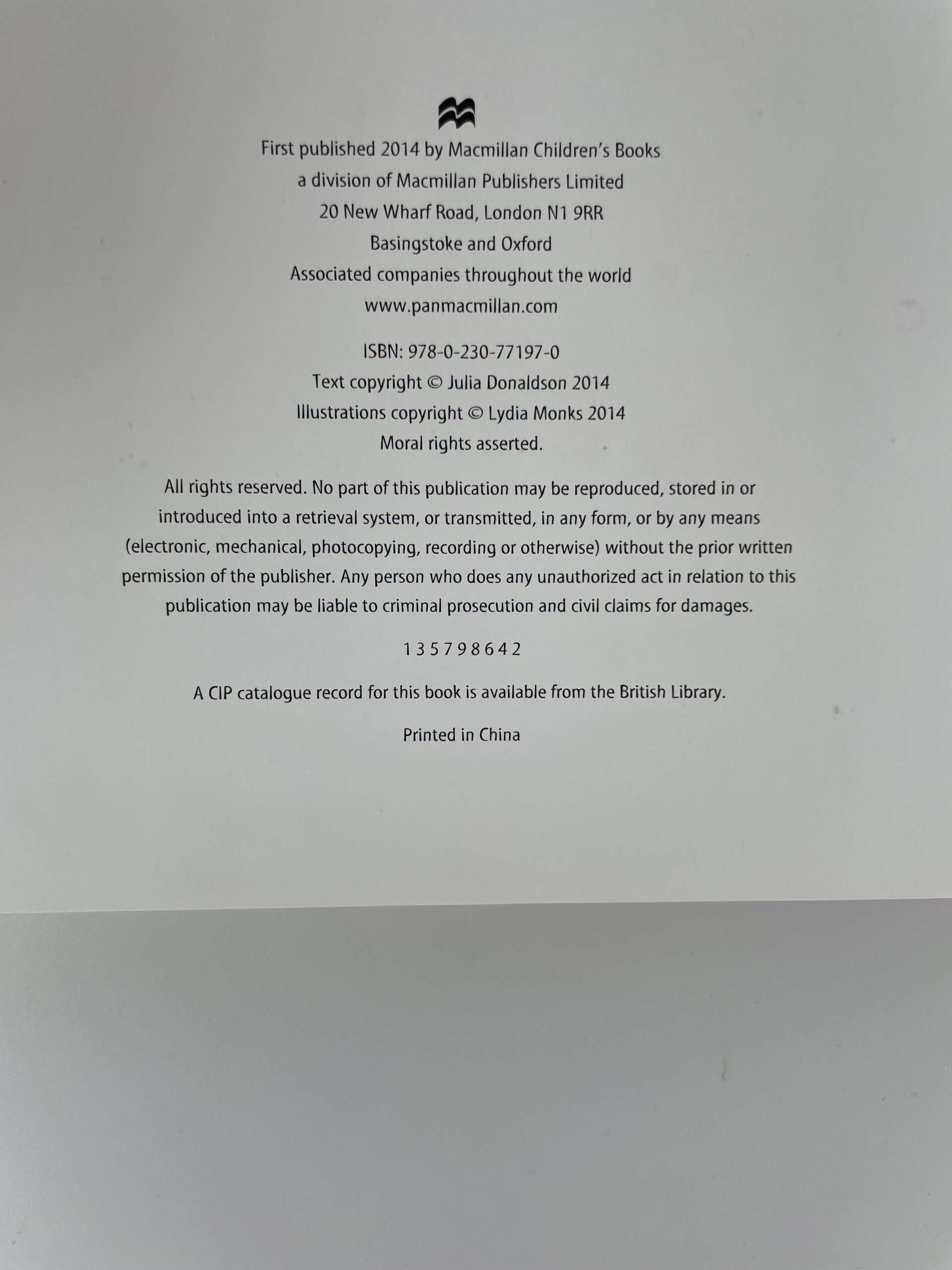 Julia Donaldson [Lydia Monks] - Princess Mirror-Belle and the Dragon ...