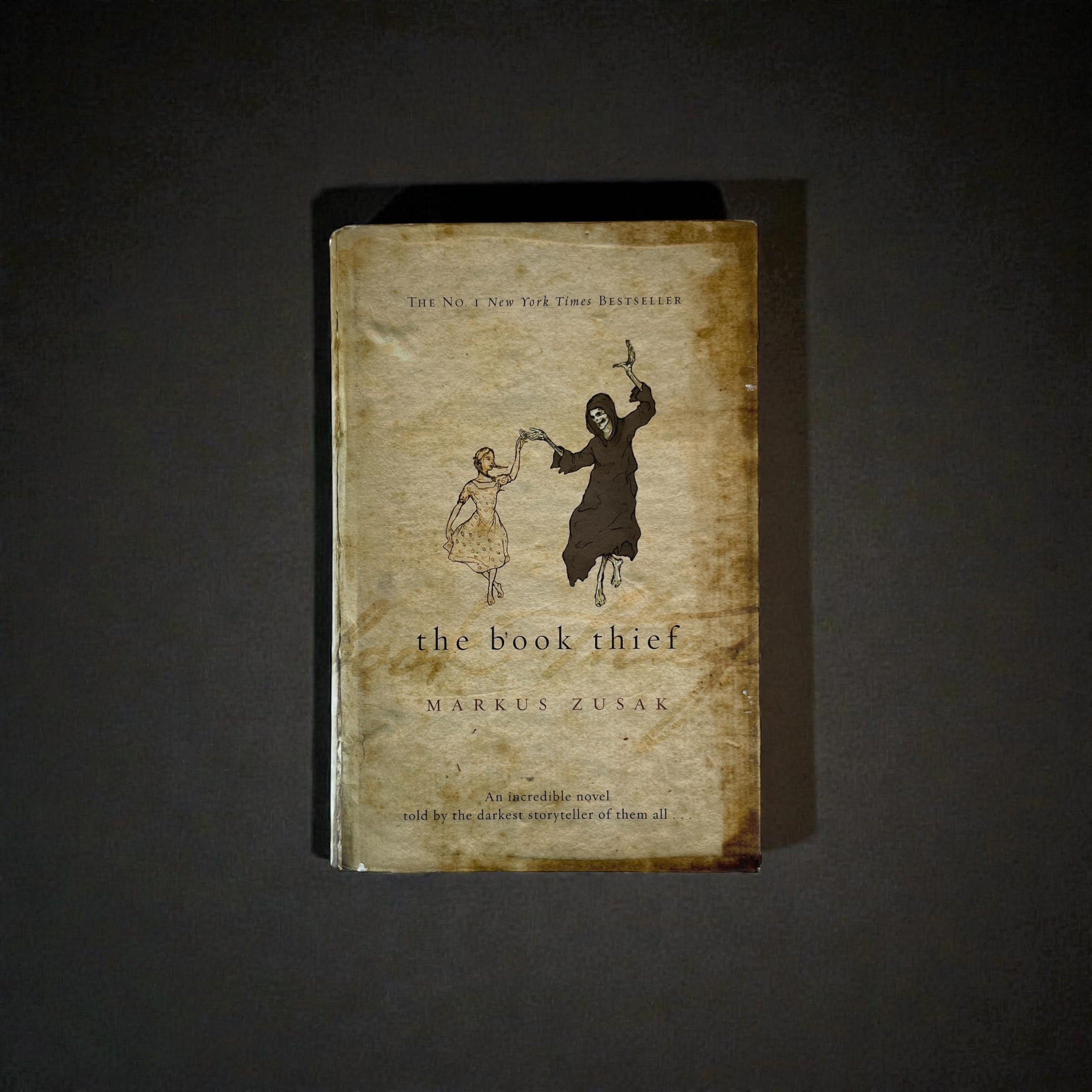 Markus Zusak - The Book Thief - First UK Edition 2007 - with bookmark